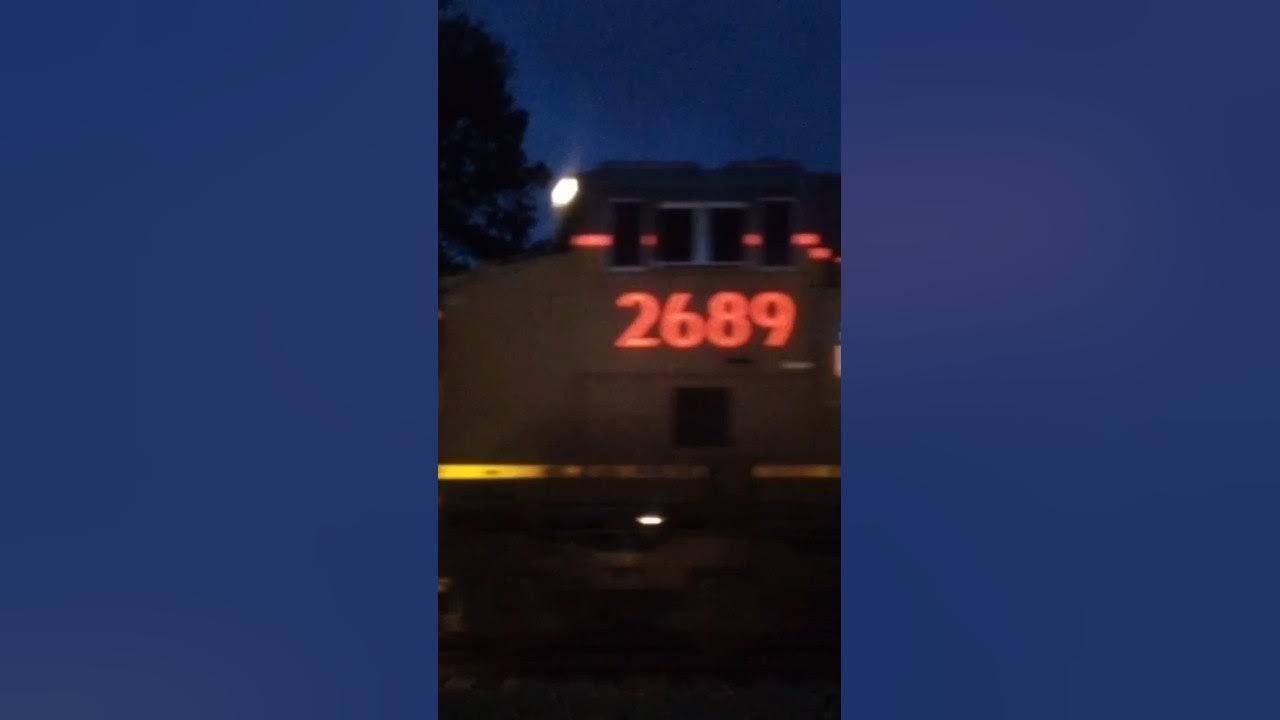 DPU!!! UP #2689 leads a slow EB UP M-AGLI out of Lake Charles, Louisiana!!! - YouTube