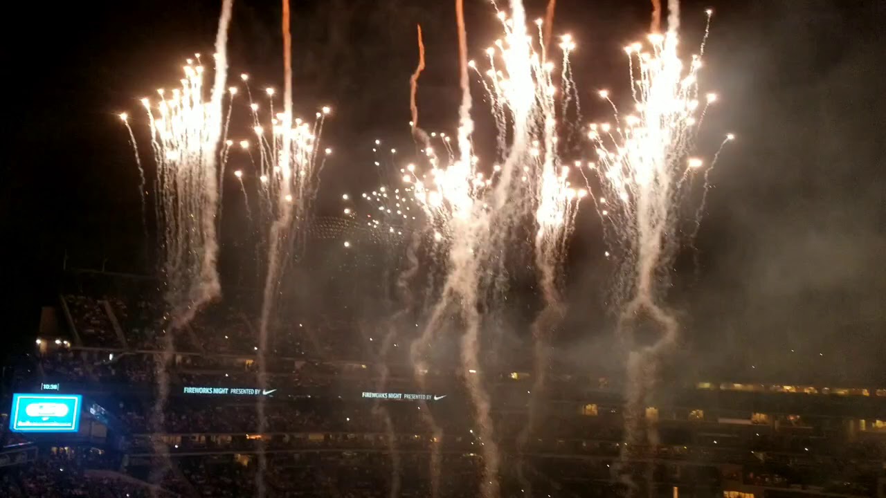 Fireworks at city field mets stadium 8- 24 -2019 - YouTube