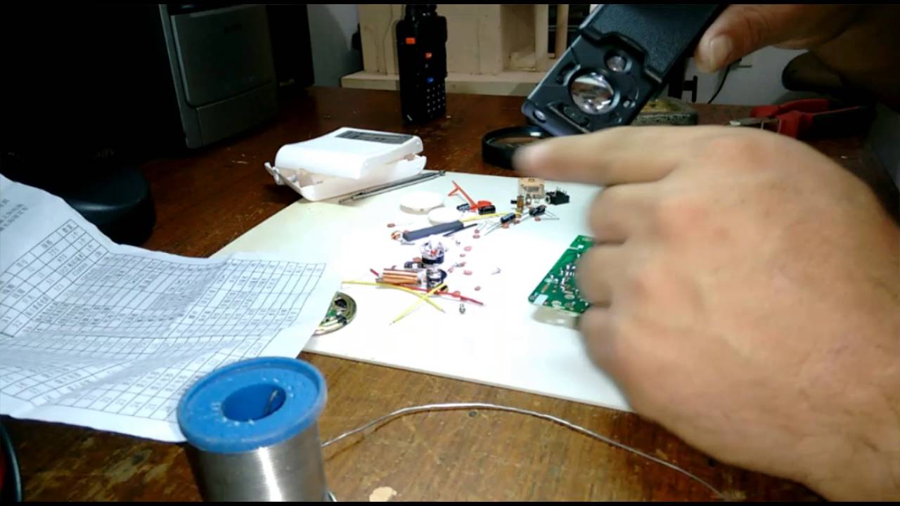 Montagem do kit Rádio AM/FM Paeansonic - YouTube