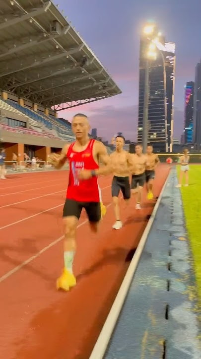 5000m threshold avg pace 3:27 - YouTube