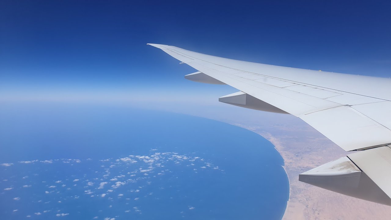 Kuwait airways B777-300ER |Beirut-Kuwait| full flight - YouTube