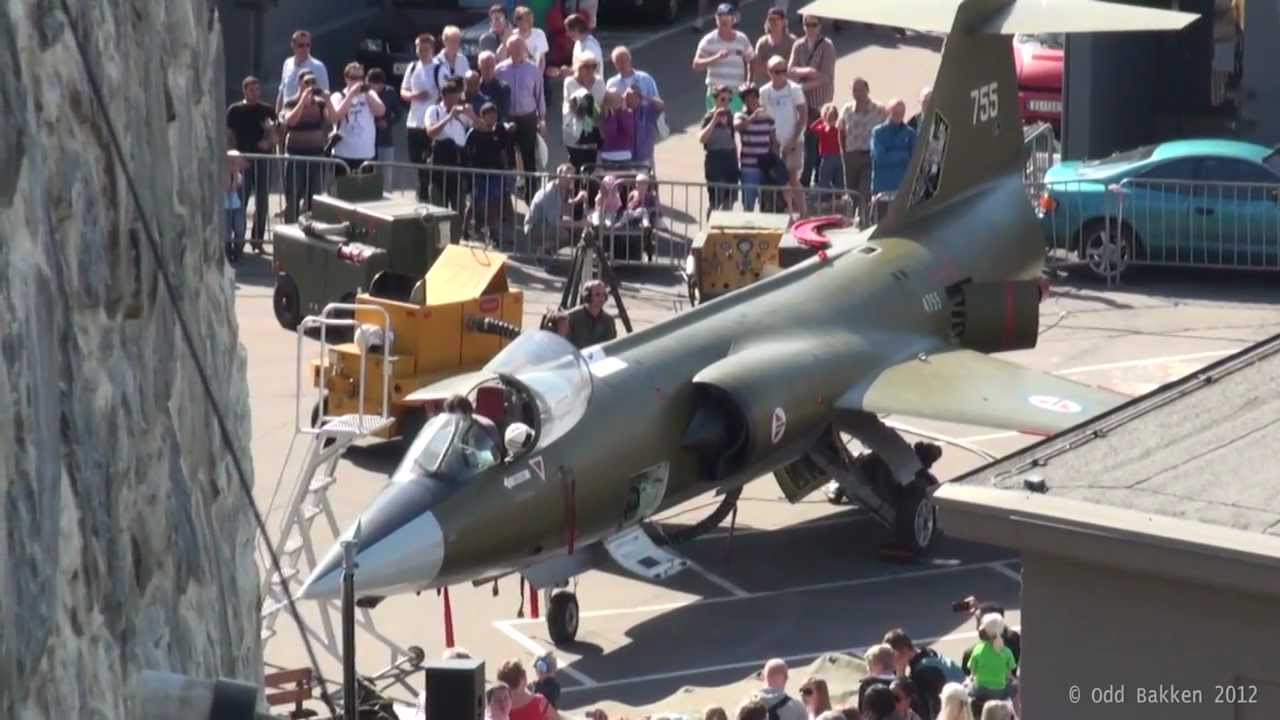 Oslo Flyshow 2012 - YouTube