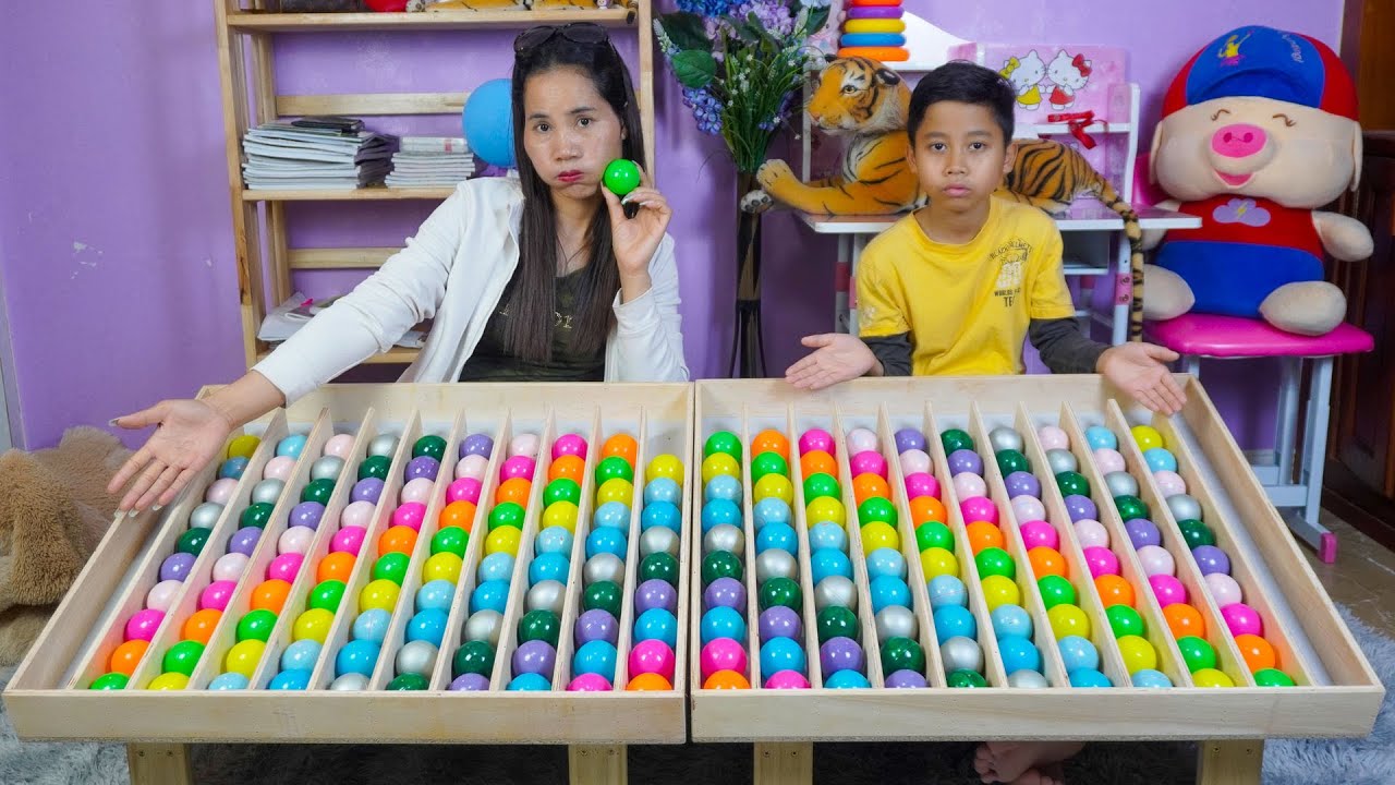 Color Ball Puzzle Game Challenge, Mom vs Son Who is Faster 🟡🟢🔵🔴 Balls ...