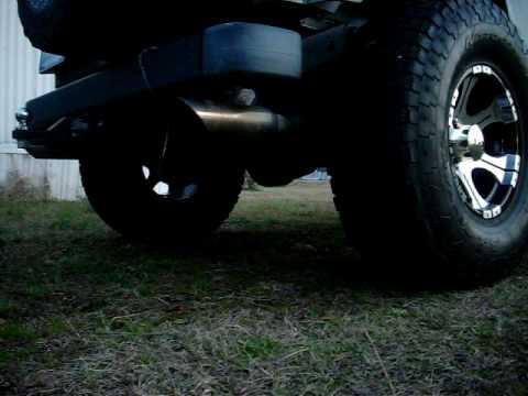 Flowmaster 40 on my Jeep Wrangler - YouTube
