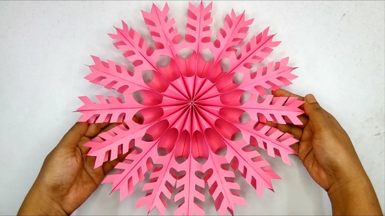 Easy Paper Snowflake Wall Hanging - Wall Decoration Ideas - DIY ...