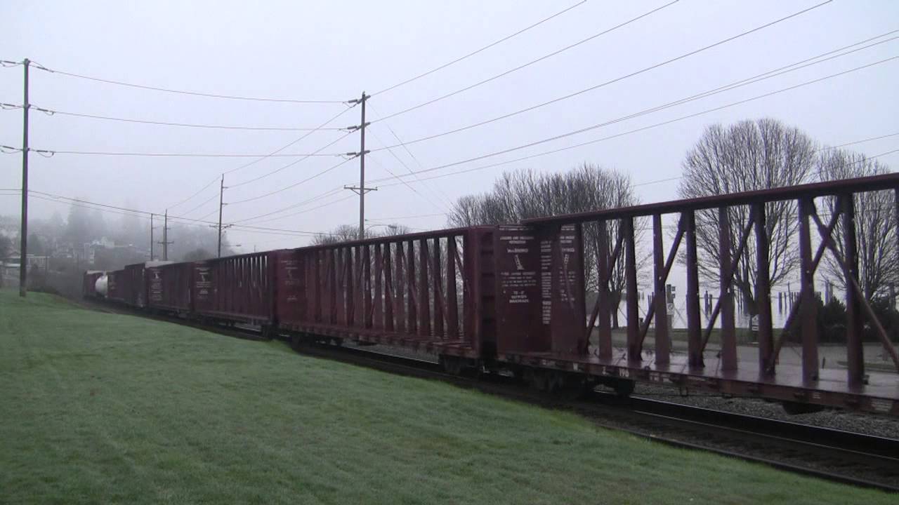 BNSF 5913 With NS 6959 Lead A Mixed Freight @ Old Town Tacoma, WA w ...