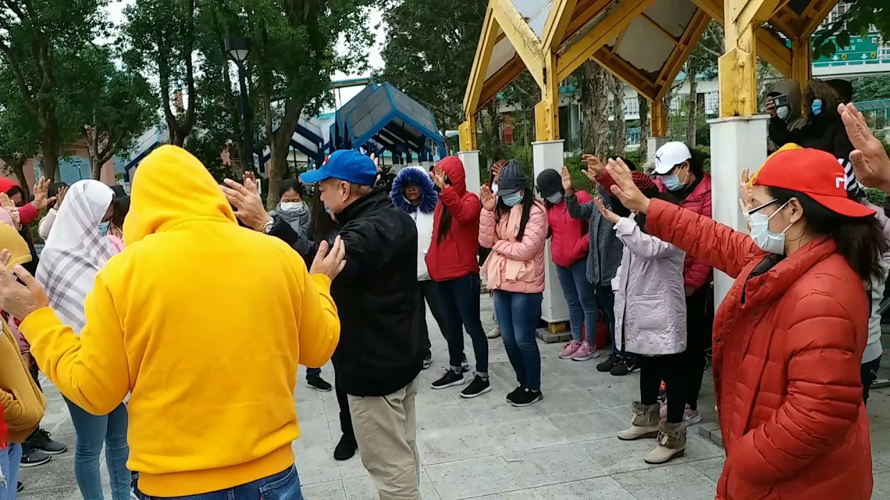 CCHK FAMILY OUT DOOR FELLOWSHIP - YouTube