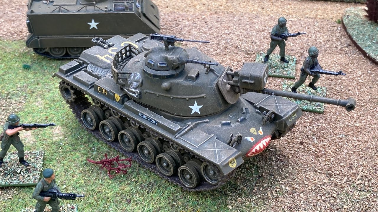 1/72 Italeri American Special Forces & North Vietnamese Army - YouTube