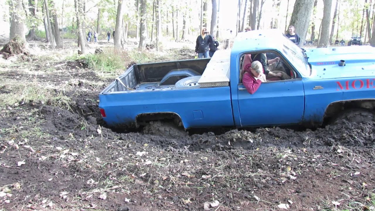Blue Ford Mudding At Big Als Mud Bog - YouTube