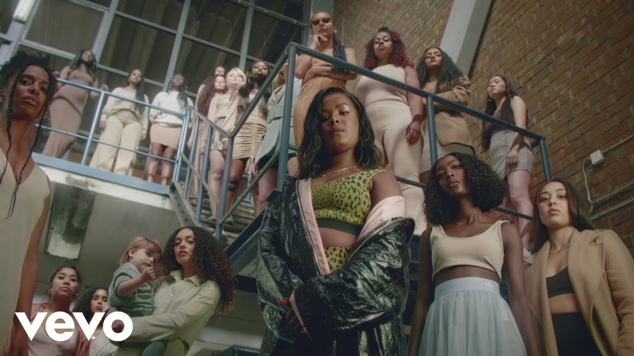 Imenella - WARYAA GEE (INTRO) - YouTube