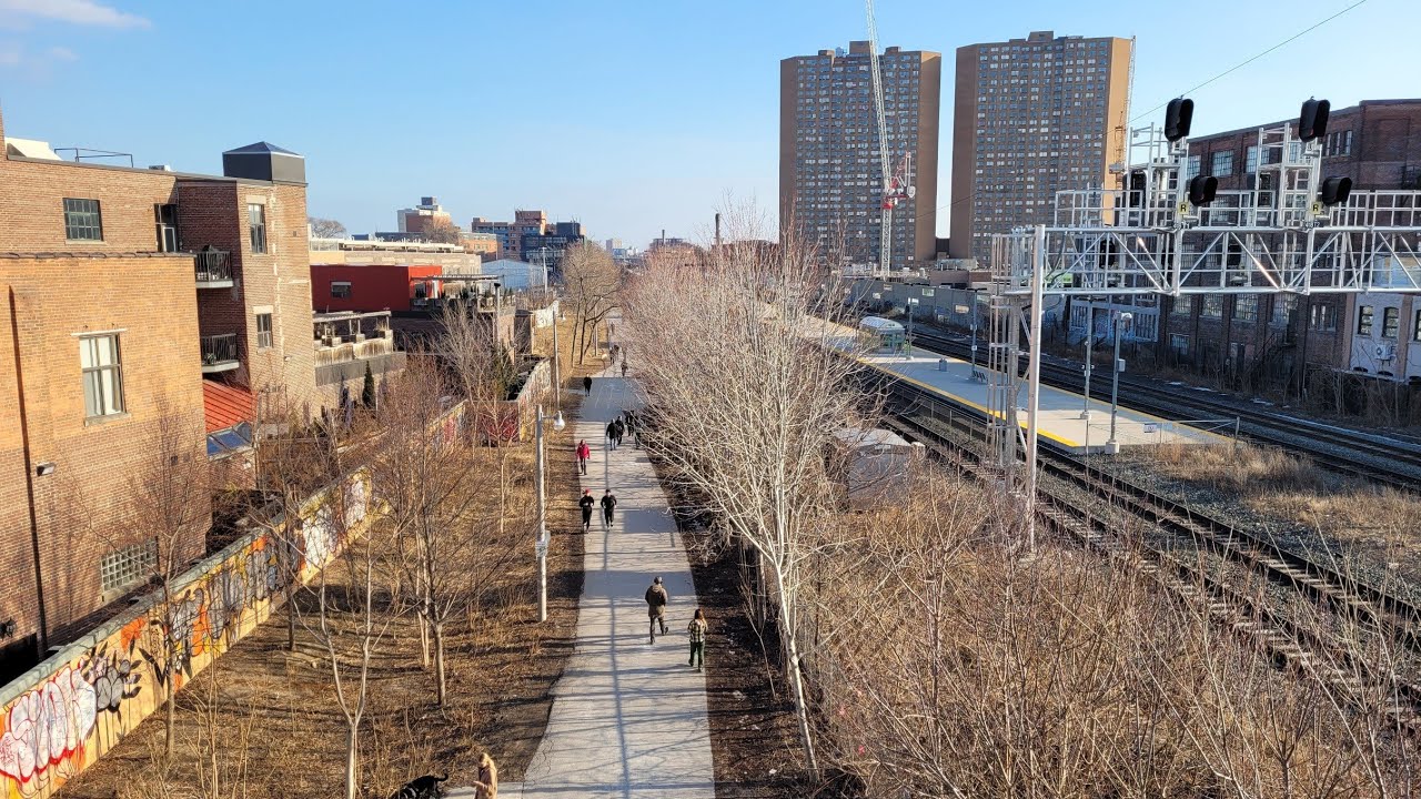 Toronto LIVE: The Junction Triangle & Bloor on March 3, 2021 - YouTube
