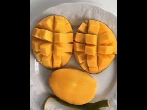 Как чистить манго. Как нарезать манго | How to cut a mango - YouTube
