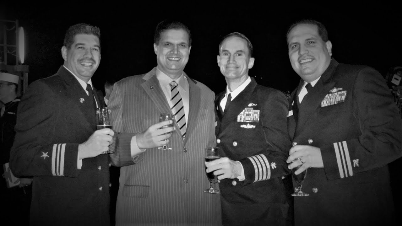 What's the real meaning behind Top Gun: Maverick? - YouTube