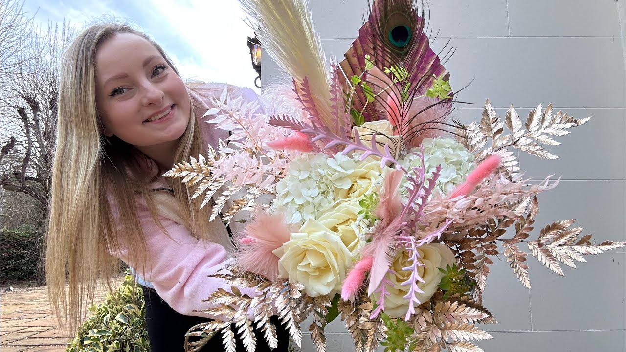 How to make an ultra modern bouquet | Easy detailed bouquet tutorial ...