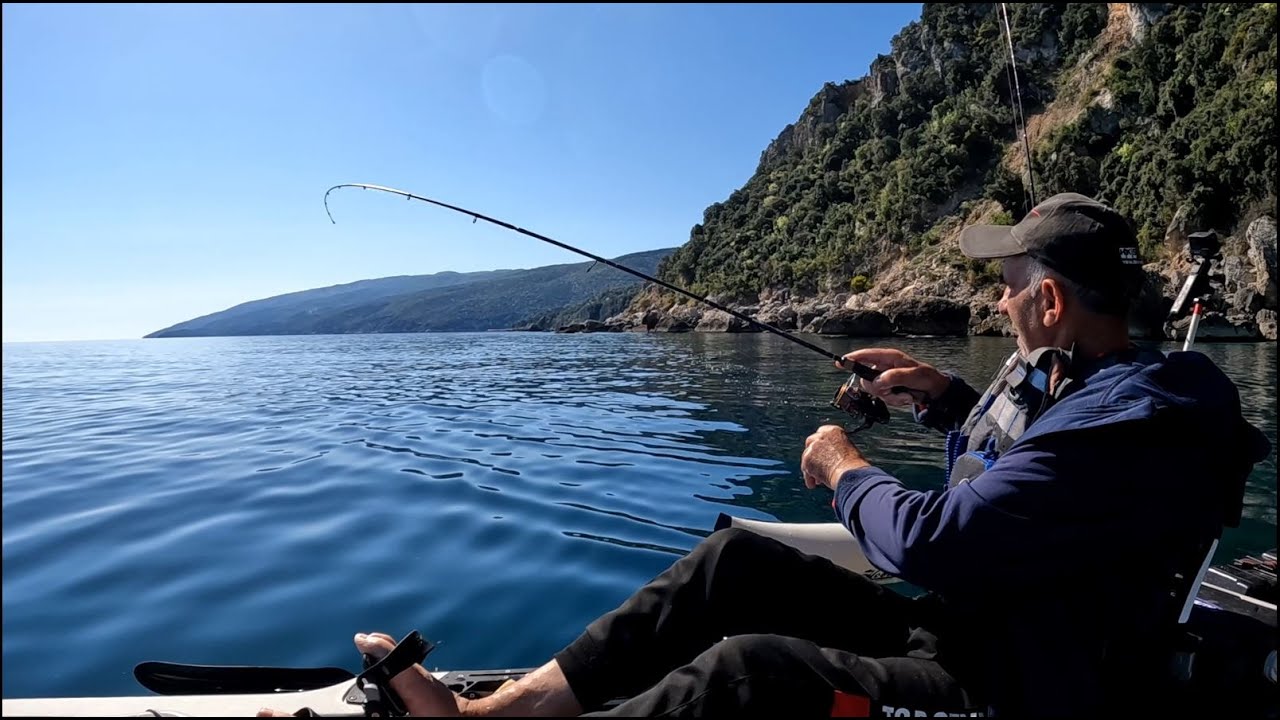 Με raglou 6,5 cm η Συναγριδα συρτη με το LRF, ψαρεματα με το καγιακ ...