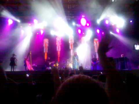 Florence + the Machine - You've Got the Love - (Live Floripa)