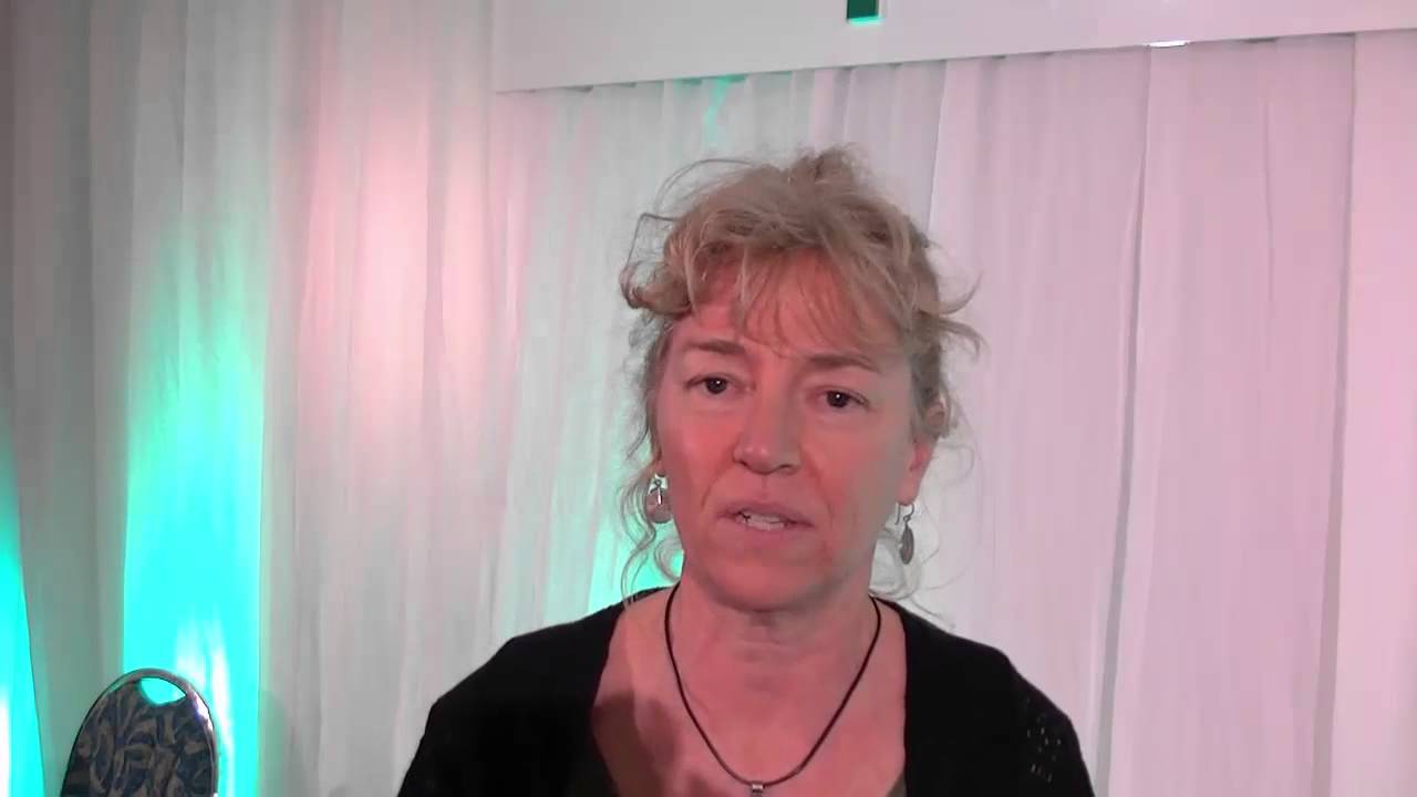 What Naomi Thinks Of Brett McFall - YouTube