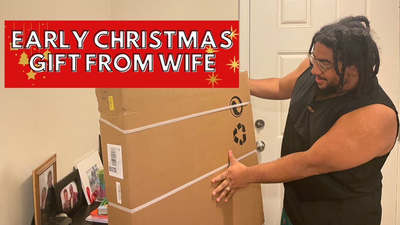 Early Christmas Gift From Wife | Vlogmas Day 20 - YouTube