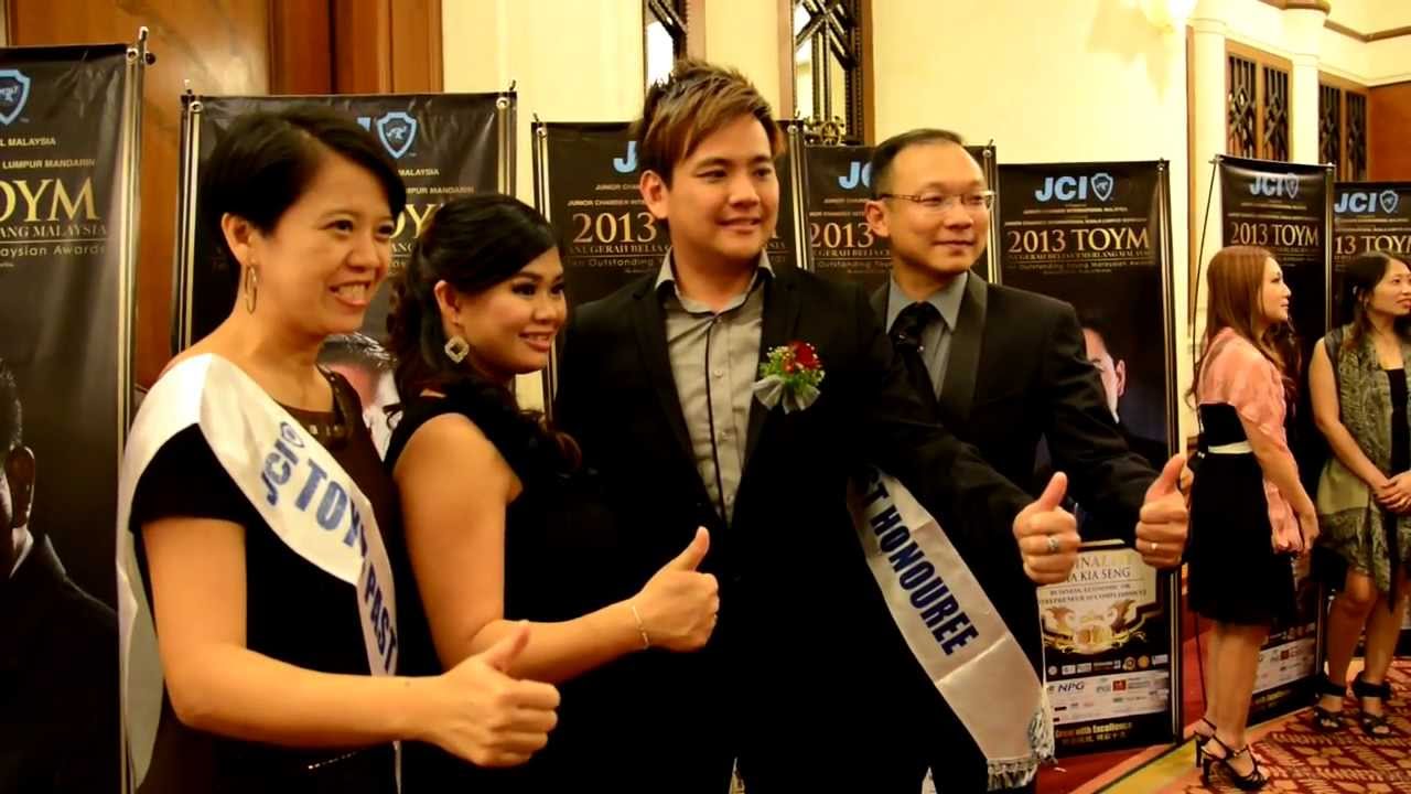 2013马来西亚十大杰出青年 - Dato' Calvin Khiu 拿督邱䝰訸 - YouTube