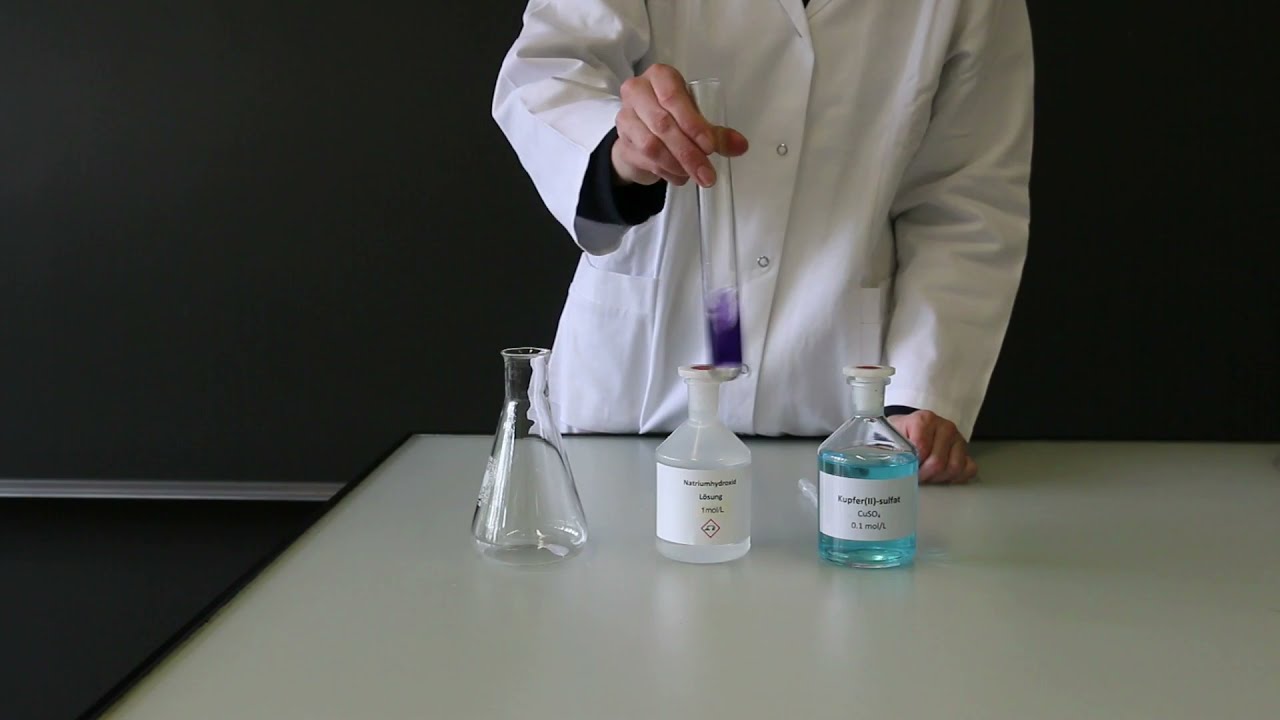Biuret-Reaktion - YouTube