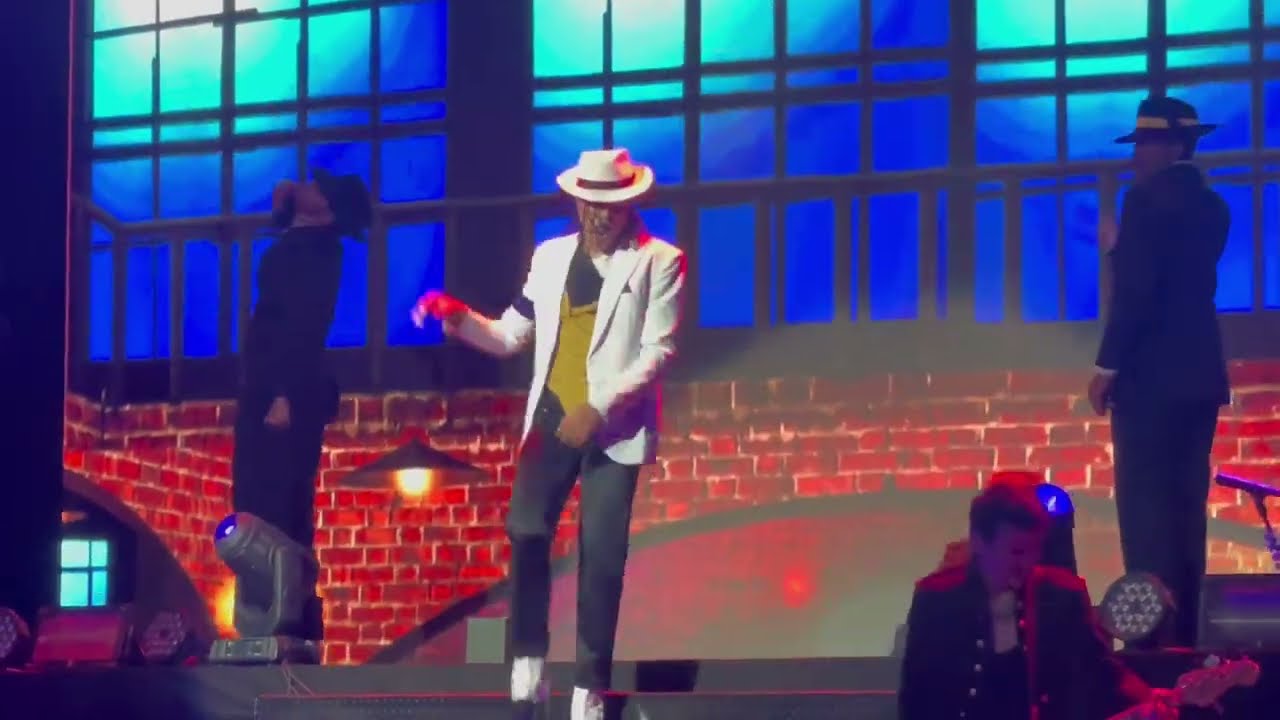 Michael Lives Forever (Rodrigo Teaser🇧🇷) - Smooth Criminal - Los ...