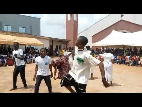 Hausa Cultural Dance - YouTube