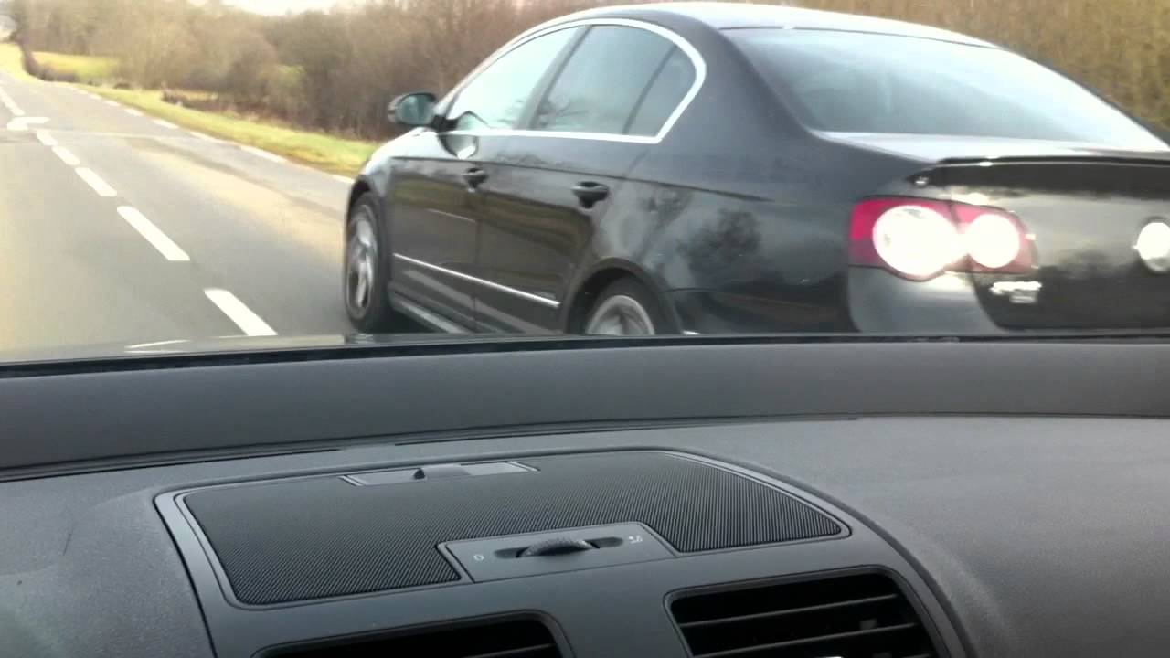 Passat R36 vs Golf R32 - YouTube