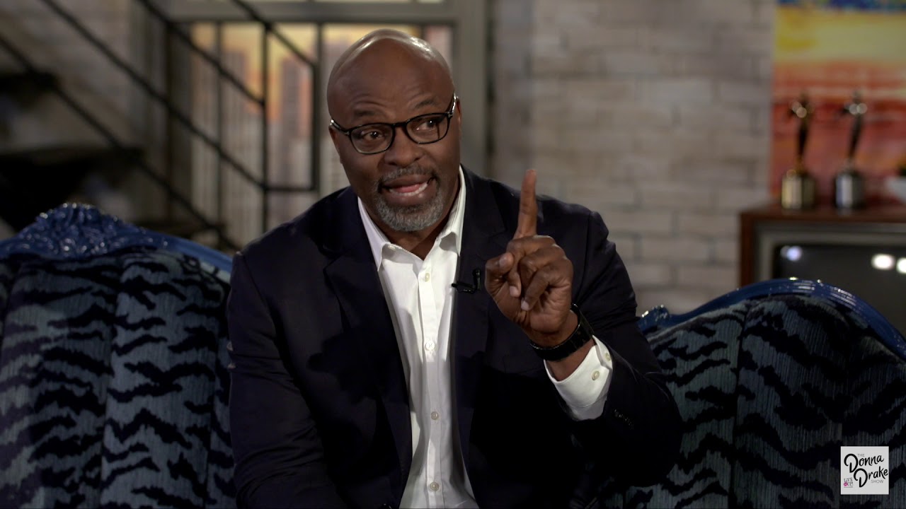 The Donna Drake Show Live it Up with Actor, Evan Parke - YouTube