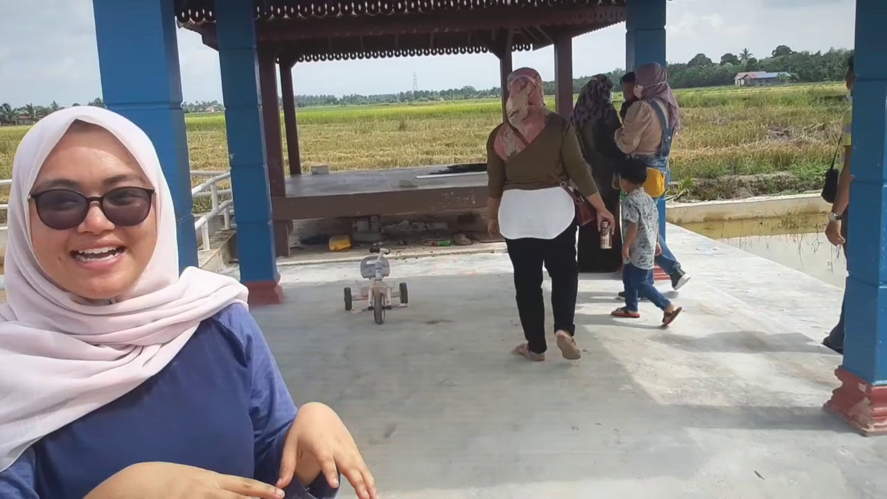 Homestay | Rumah Bendang, Sungai Besar, Selangor - YouTube