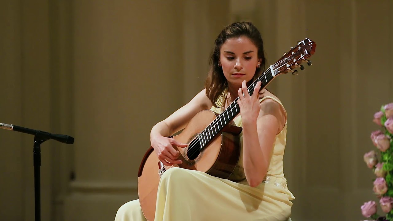 Ana Vidovic plays Recuerdos de la Alhambra by Francisco Tárrega - YouTube