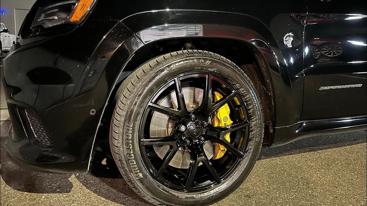 Painting wheels on the trackhawk - YouTube