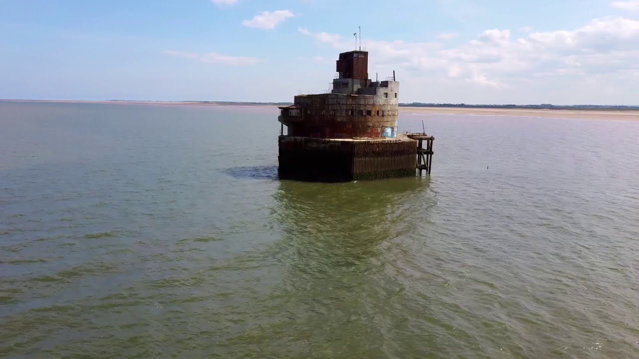 FIMI X8SE Haile Sand Fort at low tide. - YouTube