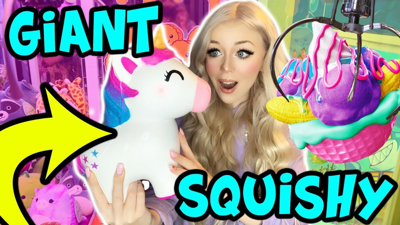 I WON A GIANT SQUISHY AT THE ARCADE! SQUISHY ARCADE & CLAW MACHINE WINS ...