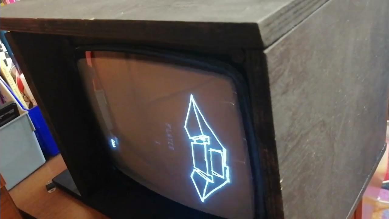 DIY Vectrex success! It's finally perfect! - YouTube