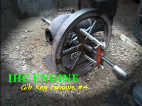 IHC ENGINE / removing a gib key #4of4 - YouTube
