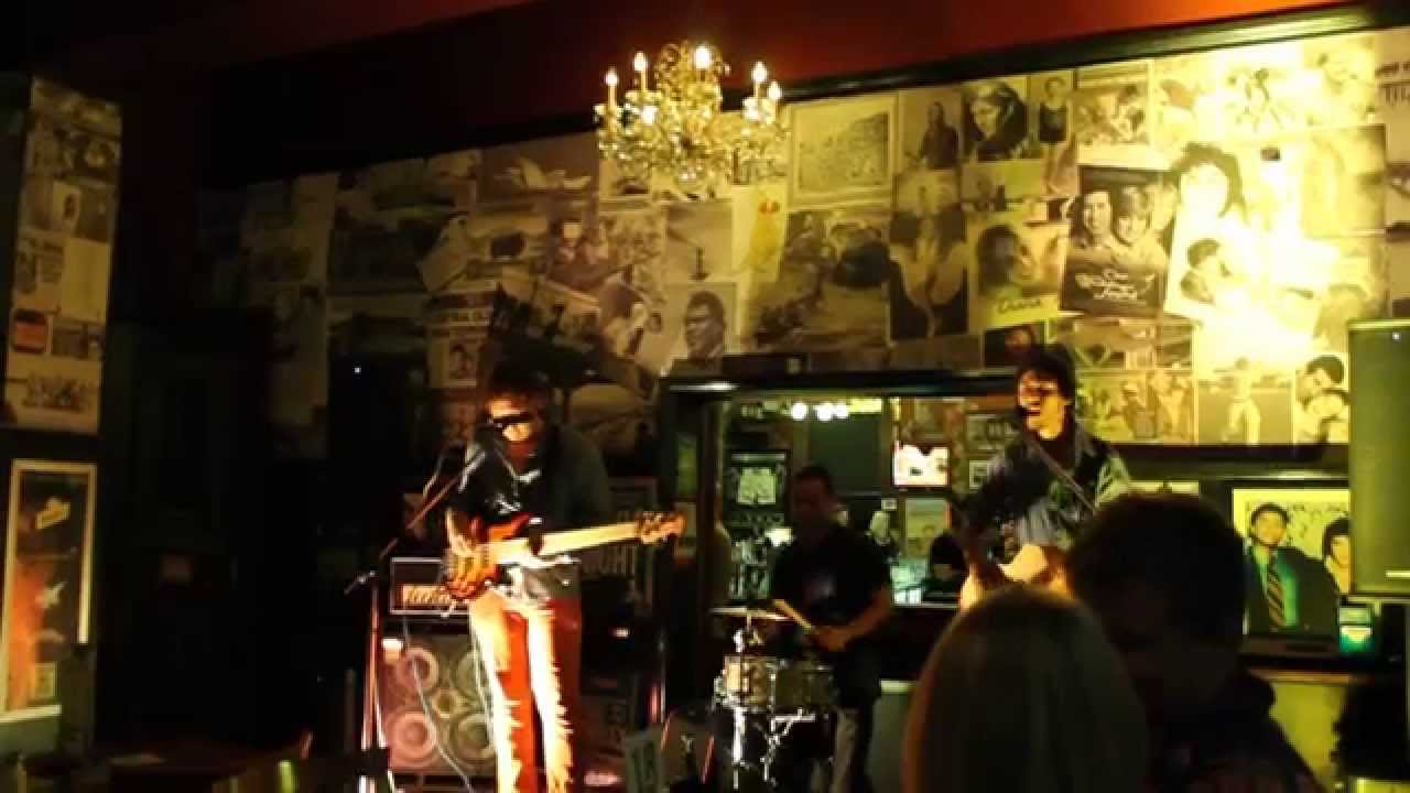 CAMERON CUSACK - STEAL MY KISSES LIVE - YouTube