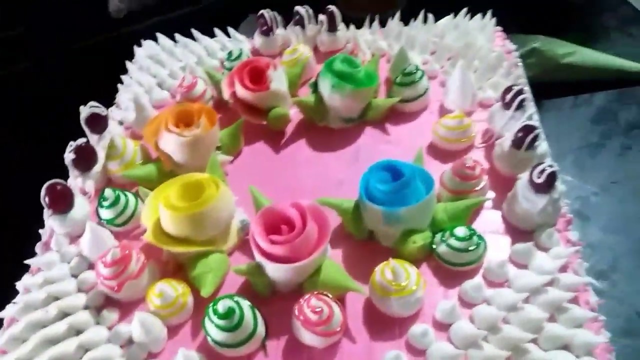 3 Kg Simple Birthday cake decoration - YouTube