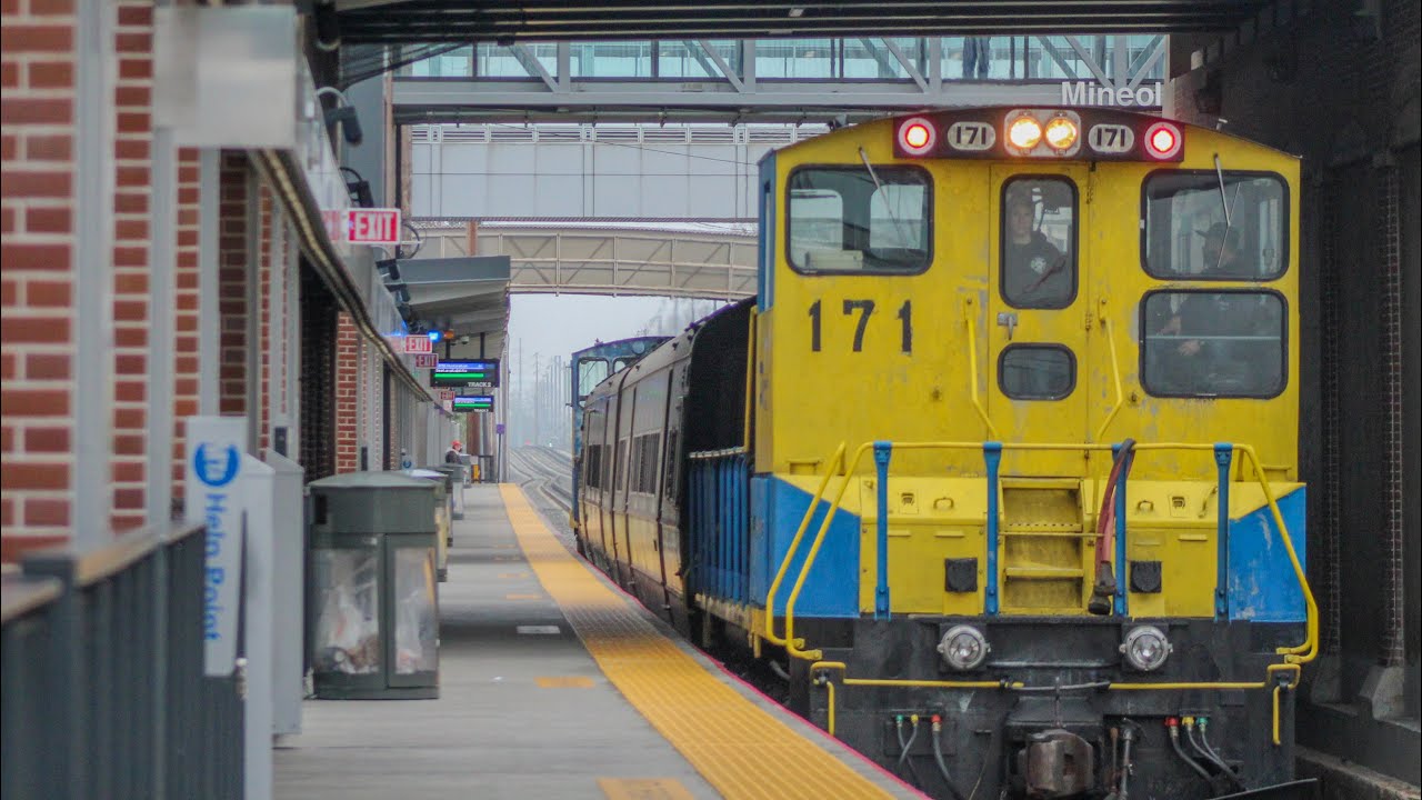 LIRR laser train at Mineola - YouTube