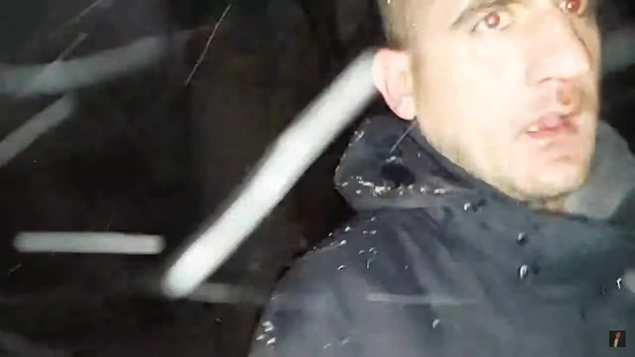 IRL Streamers Fight: Chicken Andy Vs Bos Blazer | Fun Snowball Fight ...