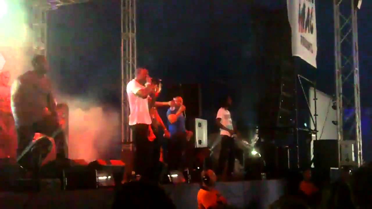 Skepta performing Rescue Me live at LED Festival - YouTube