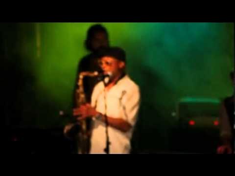 Etna in Blues 2013 - James Thompson/Delbert Mcclinton Standing On Shaky Ground - YouTube