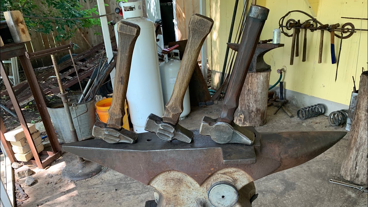Blacksmith: the holy grail of hammers (Bastas) - YouTube