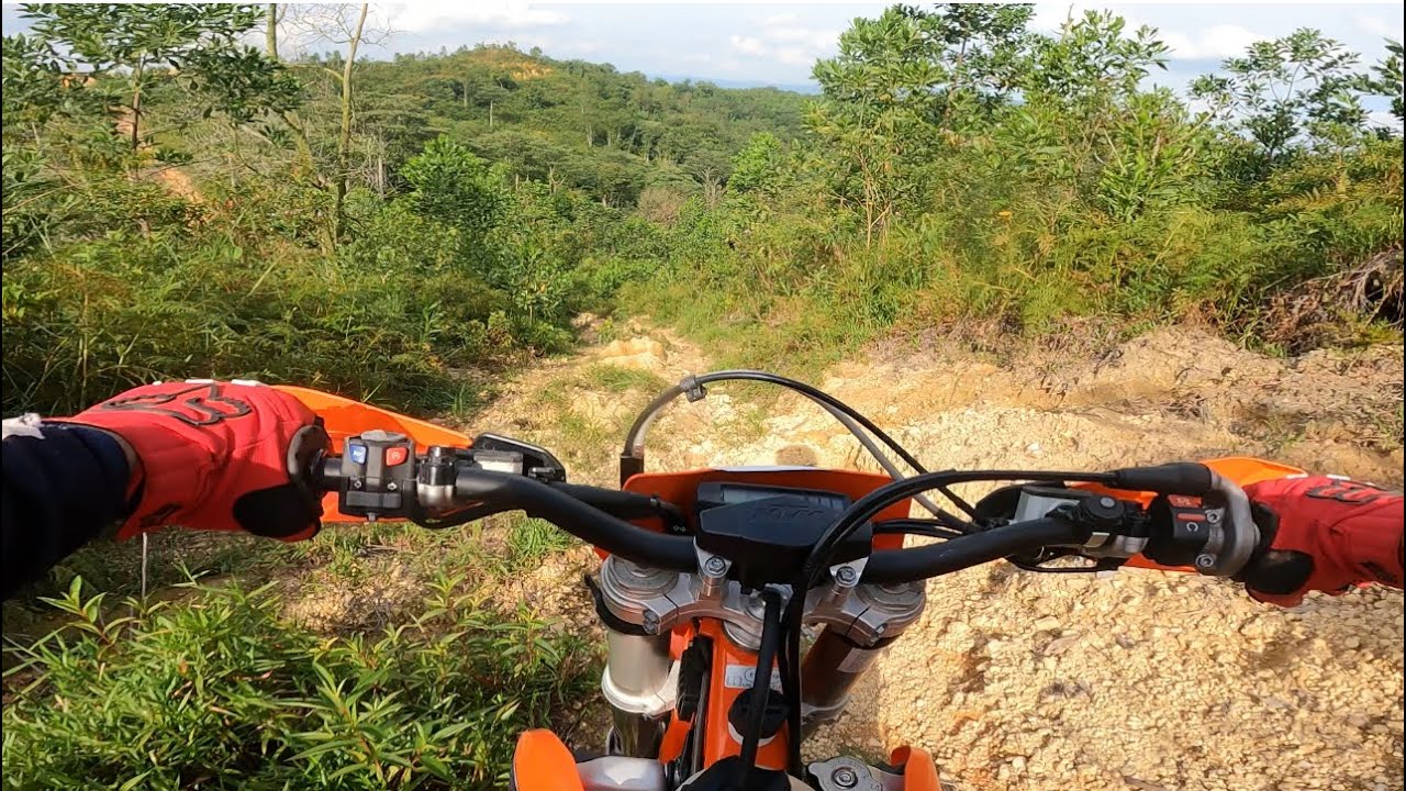 Gabit mendajal adi,aiman,fitri,ajim bawak jalan hard Enduro sg buaya ...