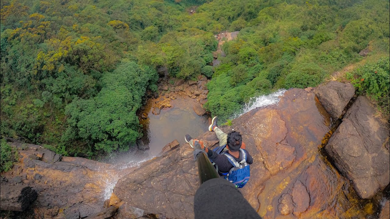 Knuckles Mountain Range - නකල්ස් වල දිය ඇල්ලක් උඩ 🍃🇱🇰🥺 - YouTube