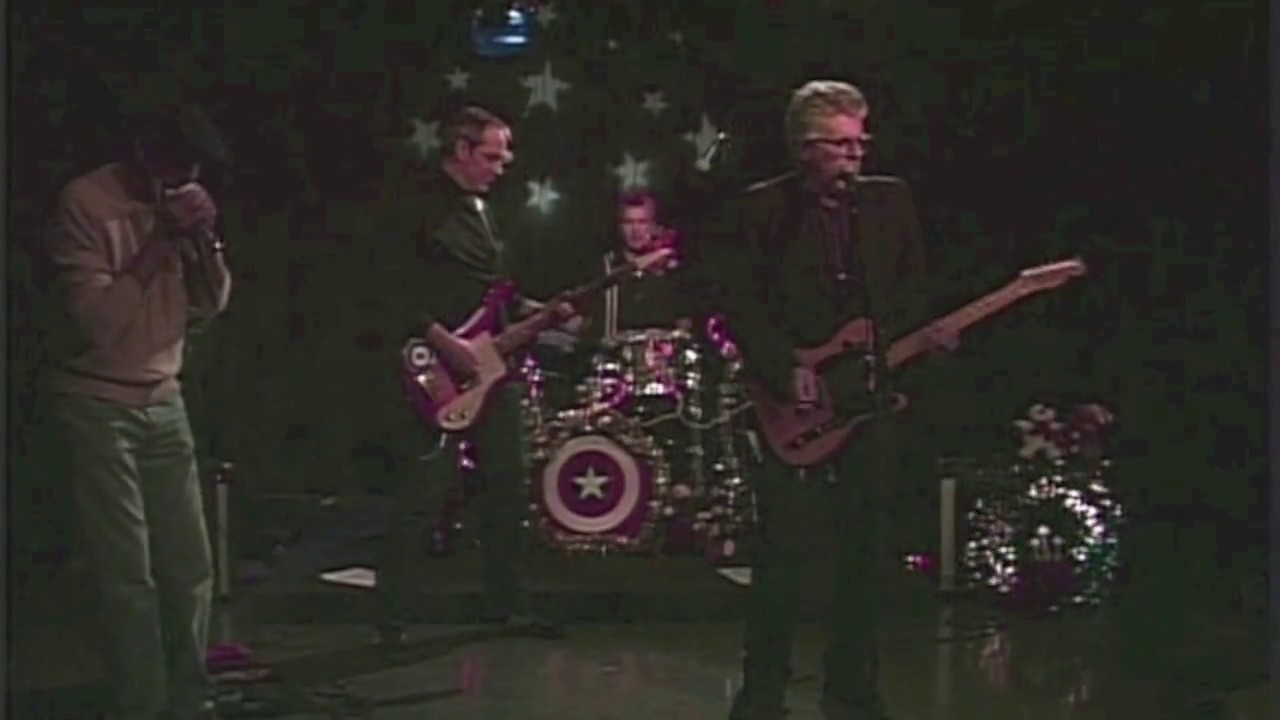 Maurice Mattei and the Tempers-- Santa Claus is Back in Town - YouTube