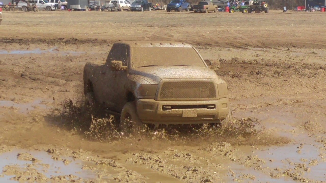 More Mud Pit Fun @ Mudders, Ballers, and Rock Crawlers in Jacksboro, TX ...