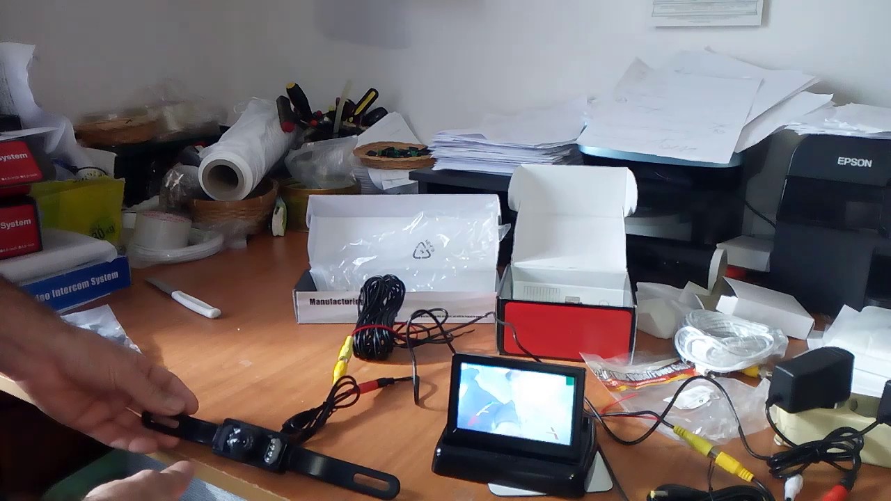 Recensione e montaggio kit retromarcia per auto. Monitor 4,3" e ...