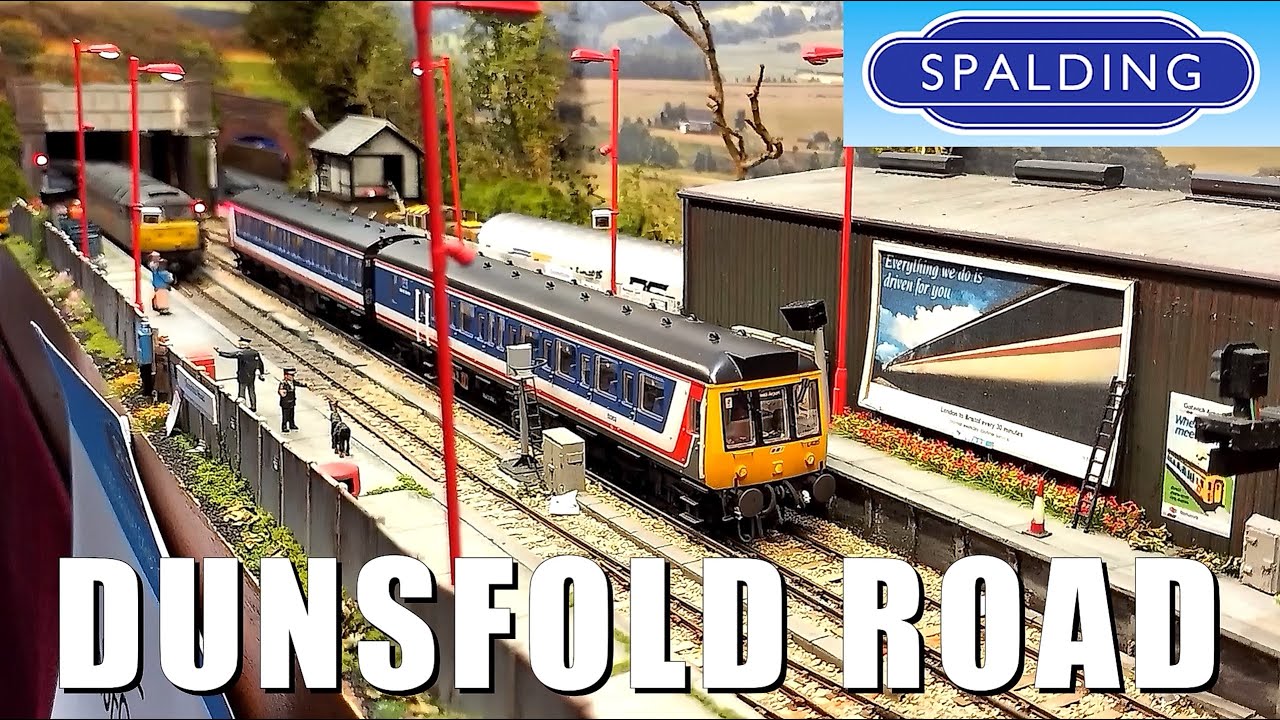 Spalding Model Railway Exhibition 2022 - Dunsfold Road - YouTube