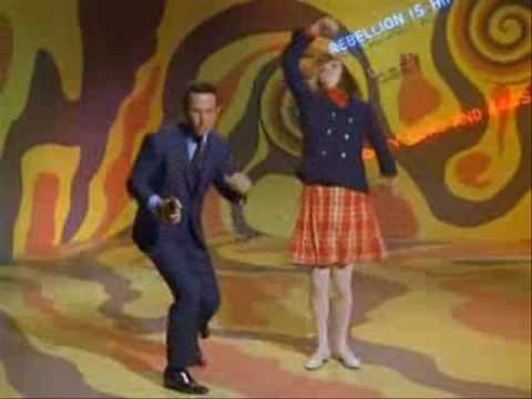 Get Smart Theme Dance - YouTube