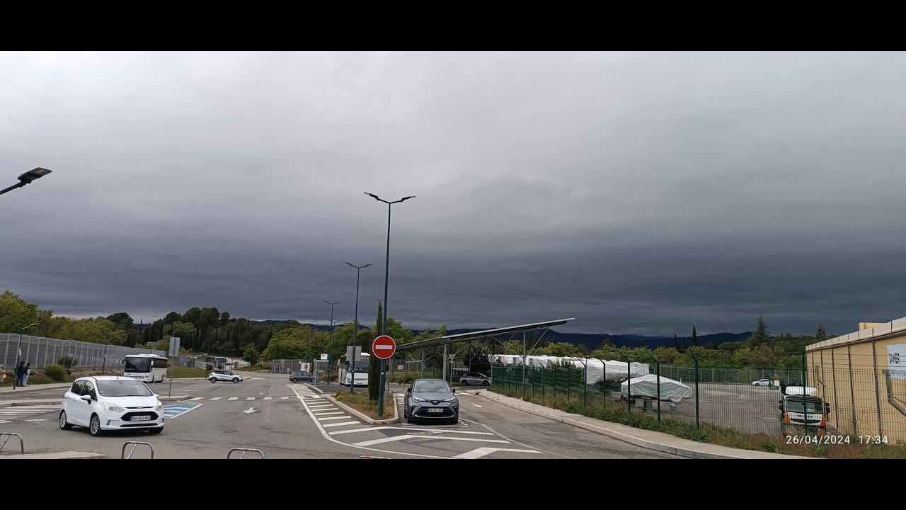 Bus Ride - A. du Val de Durance to Maj ARNAUD Bus stop, 04100 Manosque ...